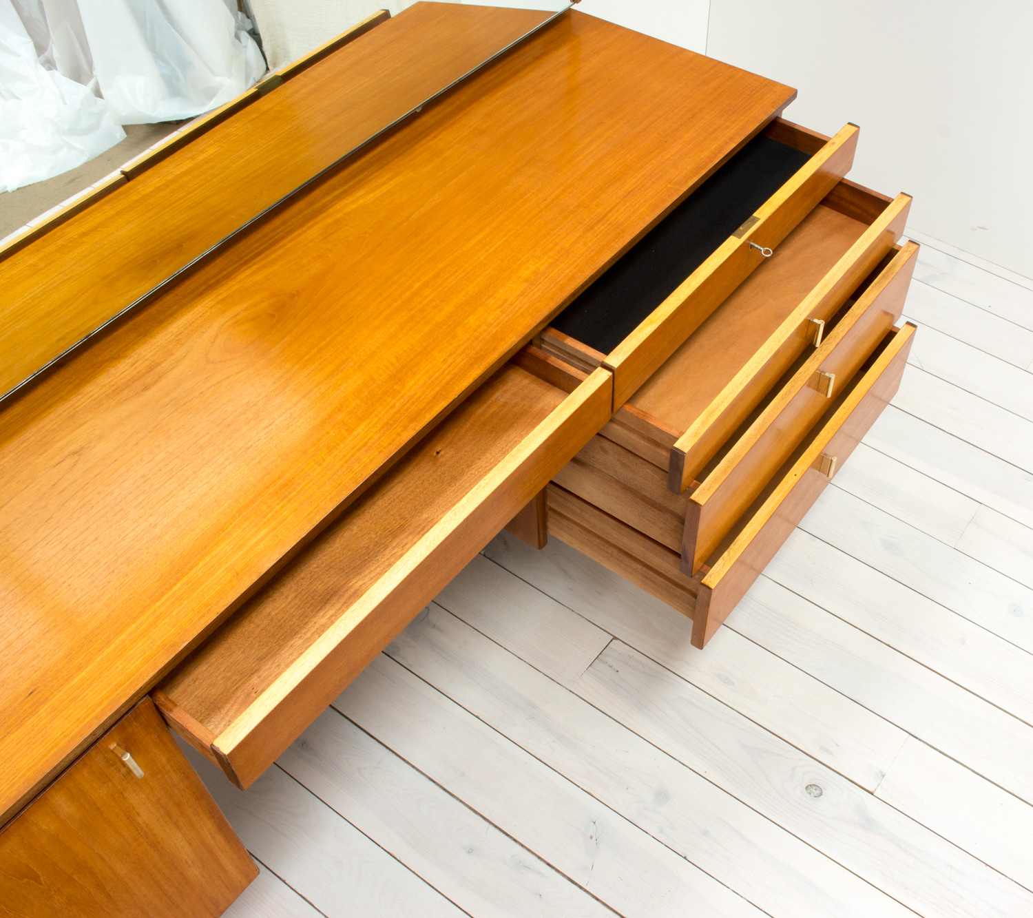 Beithcraft Teak Dressing Table - Arc Furniture