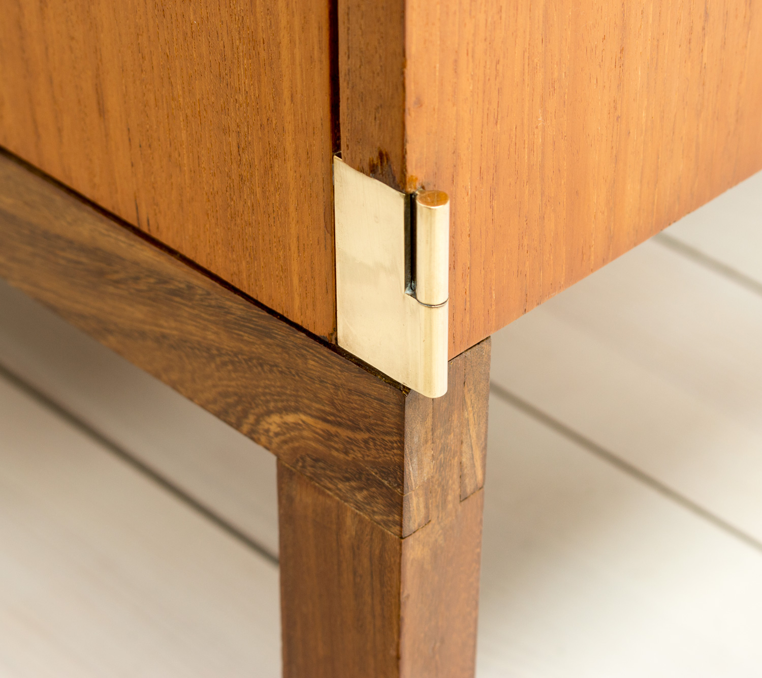 Beithcraft Teak Dressing Table - Arc Furniture