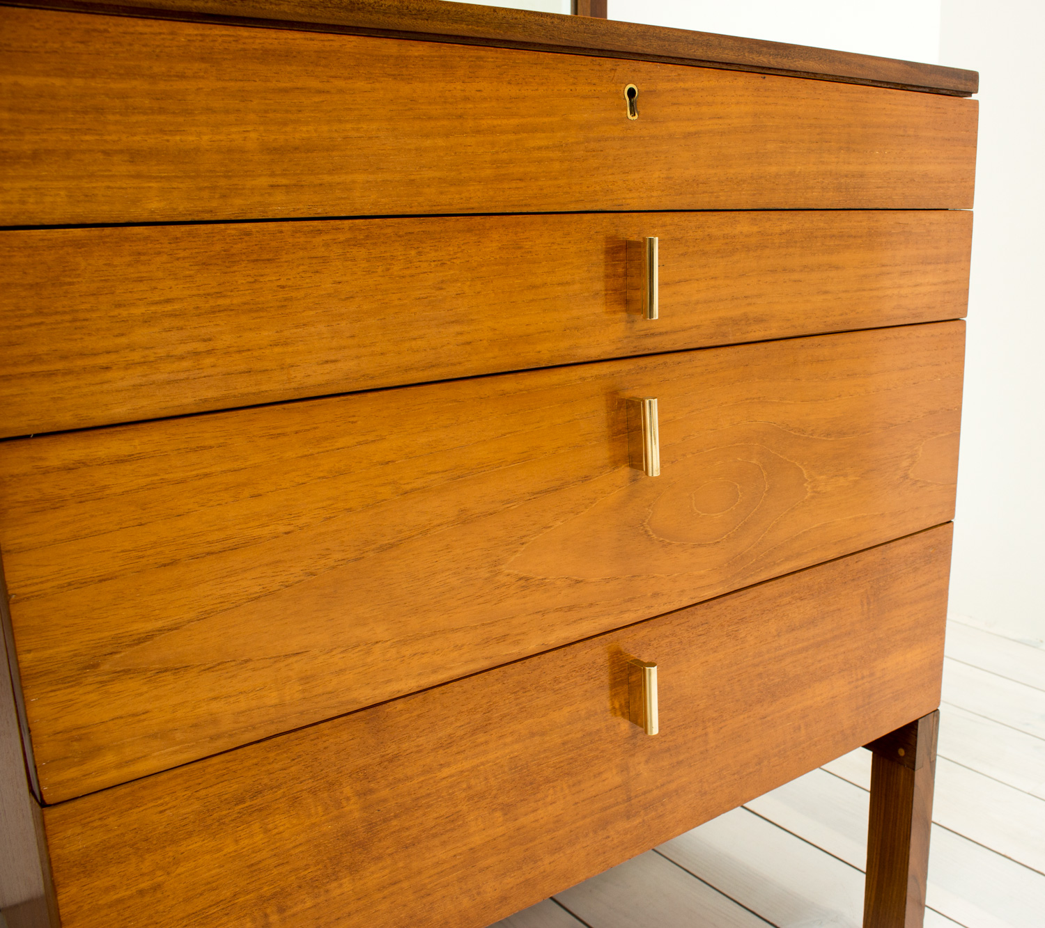 Beithcraft Teak Dressing Table - Arc Furniture