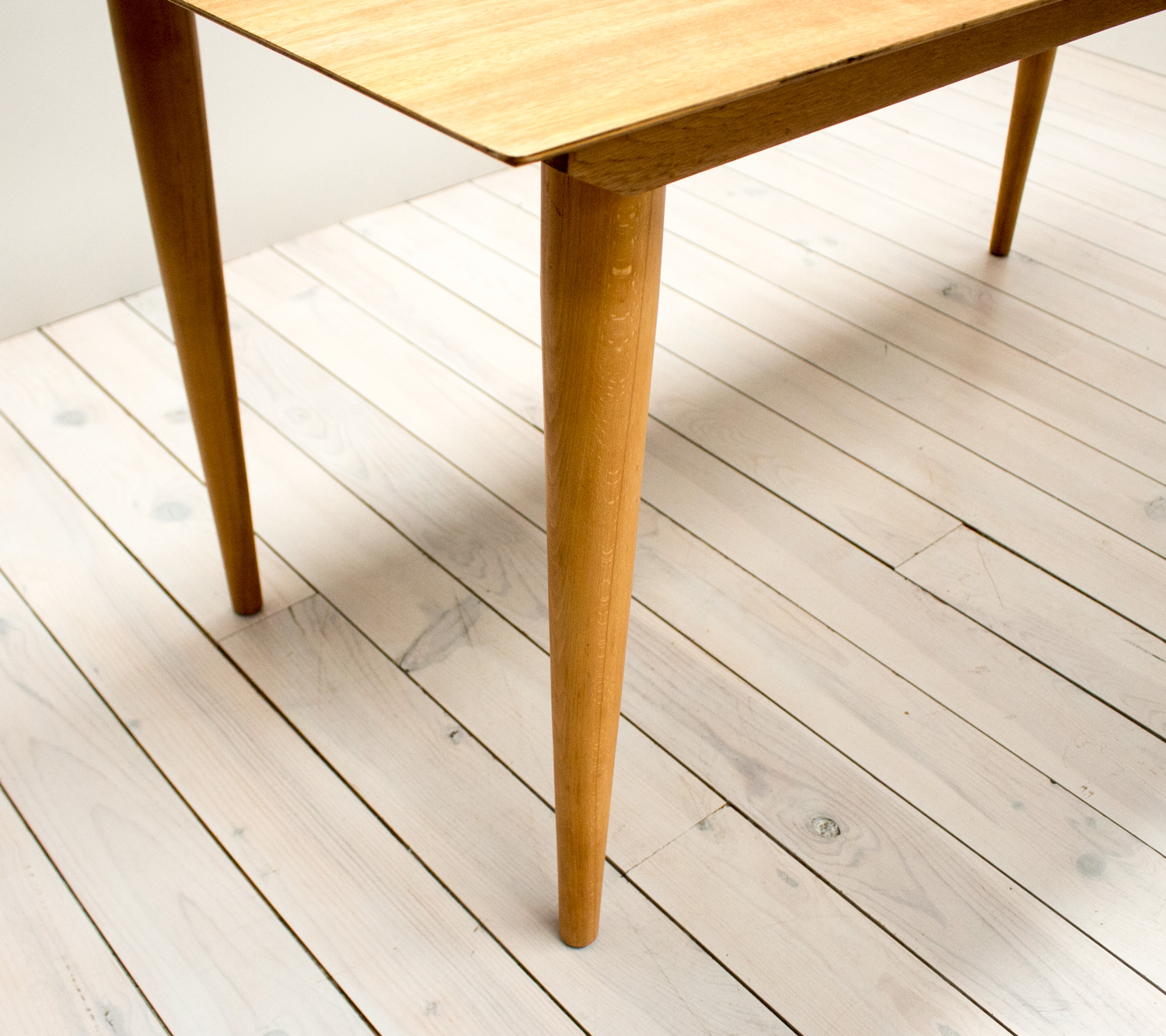1960s Meredew Beech & Plywood Dining Table - Arc Furniture