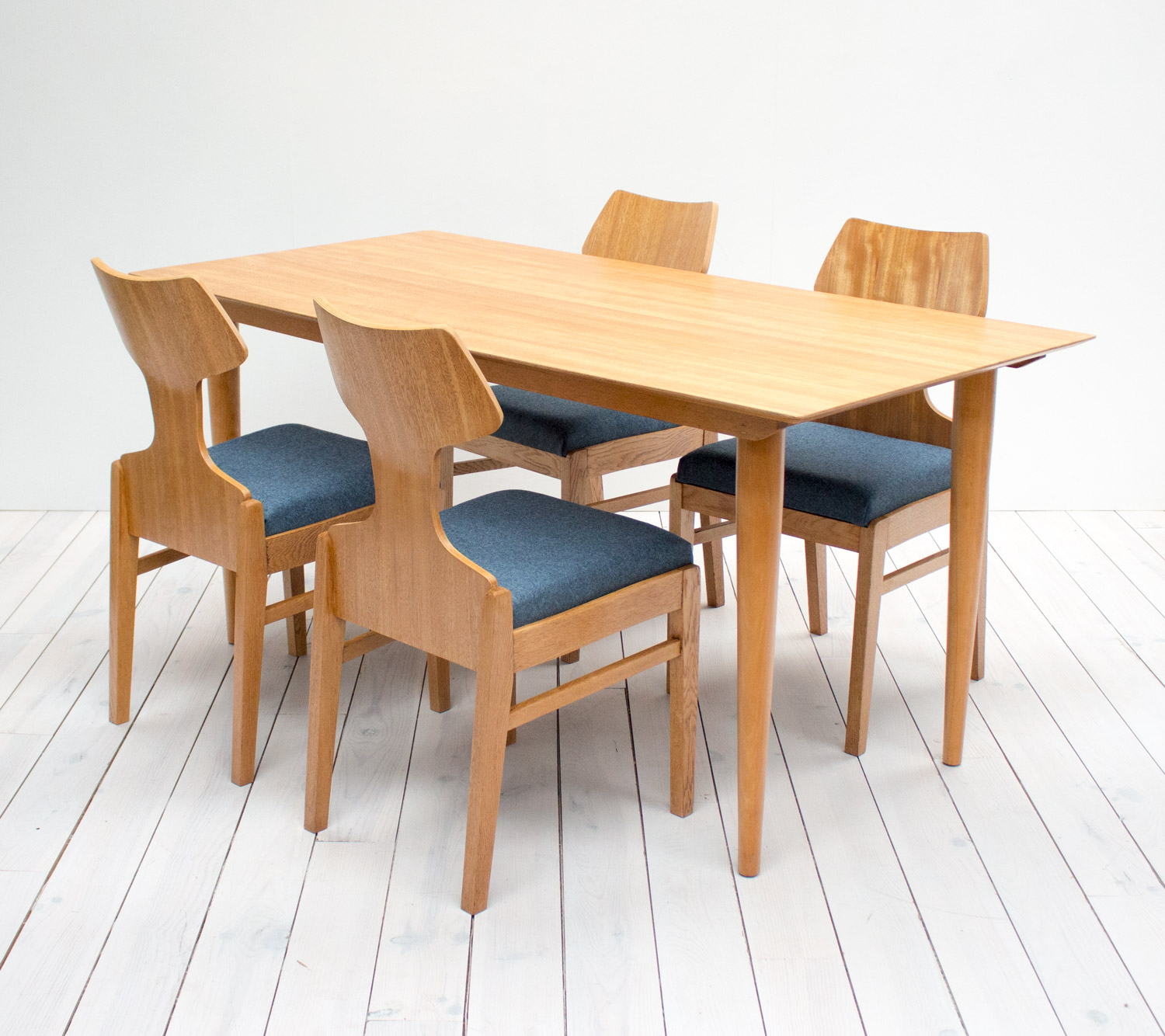 1960s Meredew Beech & Plywood Dining Table - Arc Furniture